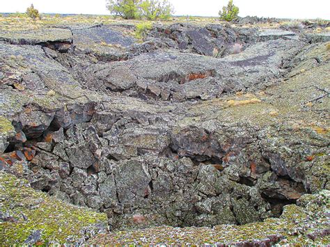 Best Idaho Landmark Craters Of The Moon Vs Hells Half Acre