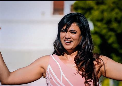 Shweta tiwari : r/ActressArmpitFans