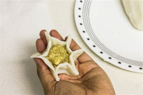 Ukadiche Modak Recipe Steamed Modak Spice Up The Curry