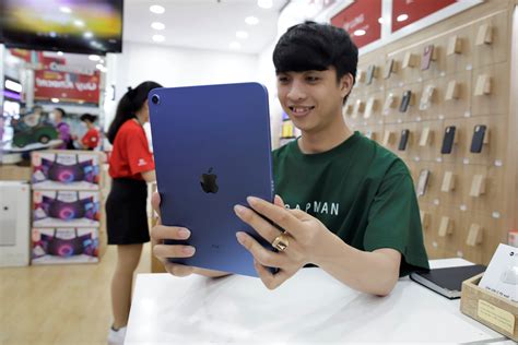 iPad Gen chính thức lên kệ tại Việt Nam lột xác ngoạn mục về thiết kế sốc với giá bán chỉ