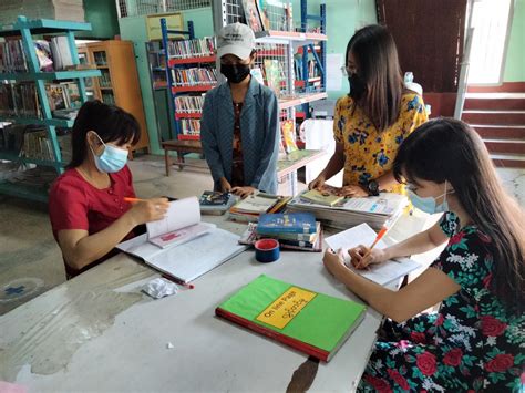 နတ်မောက်မြို့နယ်ရုံး ပြည်သူ့စာကြည့်တိုက်တွင် ကိုဗစ် ၁၉စည်းကမ်းချက်များန