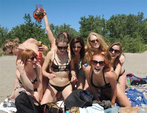 Babe Pile Porn Pic Eporner