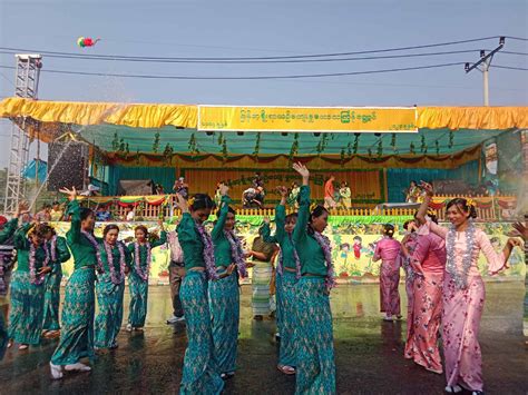 ဒဂုံမြို့သစ် မြောက်ပိုင်း မြို့နယ်၌ မြန်မာ့ရိုးရာမဟာသင်္ကြန်ရေကစားမဏ္ဍပ