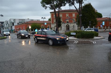 Ladro 19enne Colto In Flagranza E Arrestato SettesereQui
