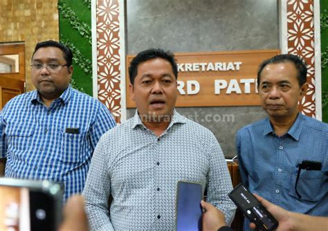 Konferensi Pers Dadakan Pimpinan Dewan Pati Sahkan Usulan Nama Pj