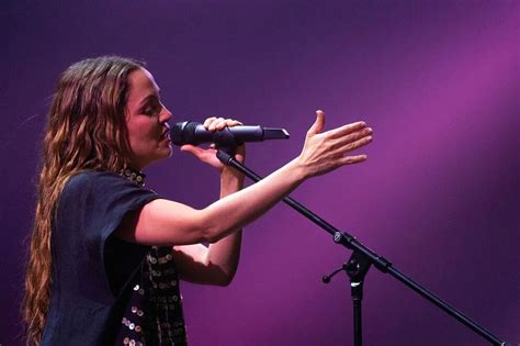 Esta Es La Canción De Natalia Lafourcade Inspirada En Un Tema De The Cure Infobae