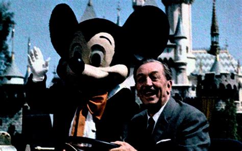 Los Secretos Más Oscuros Que Pasan Tras Las Paredes De Disney