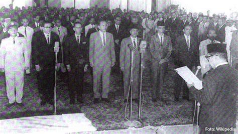 Sejarah Kabinet Pembangunan I Dan Awal Era Pembangunan Indonesia
