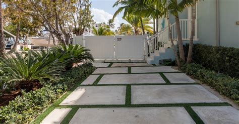 Pavers And Grass Designs