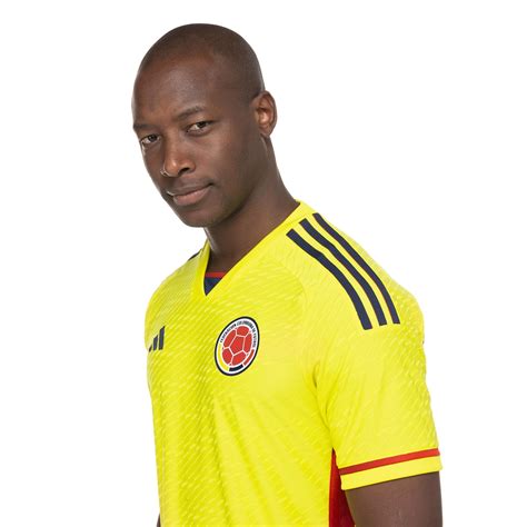 Camisa Colômbia I Authentic adidas Masculina Centauro
