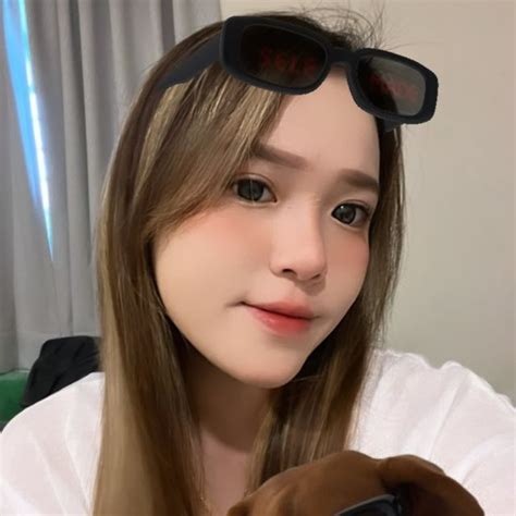文 Qqq722 • Threads Say More