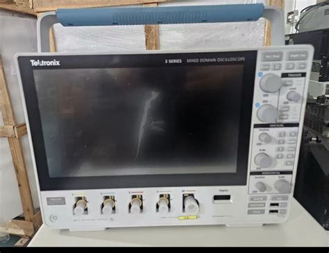 Tested Good Tektronix 3 Series Mdo Mixed Domain Oscilloscopes Mdo32 And