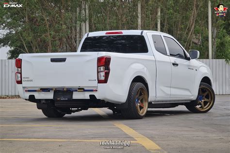 รีวิวอีซูซุ จัดให้สุดกับเซลส์มอส All New Isuzu Spc 1 9 S จัดแม็ก Te37 หยอดแดง
