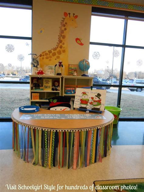 Love This Ribbon Table Skirt Teacher Table Classroom Decor Classroom Inspiration