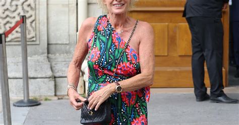 Photos Mariage De Claude Lelouch Sophie Davant Rayonnante Dans Une