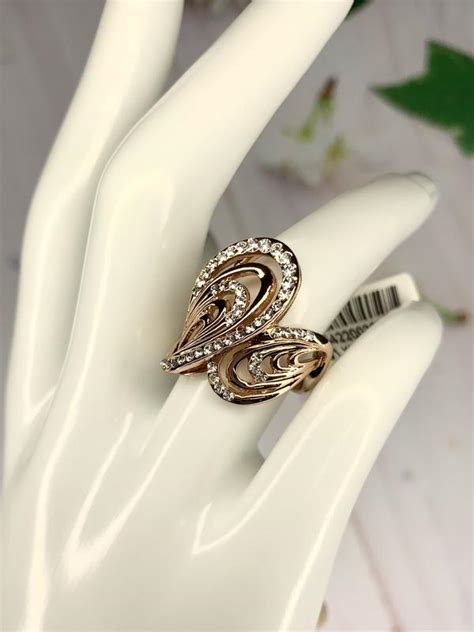 Кільце з ювелірного сплаву 1185 — ціна 180 грн у каталозі Кільця і