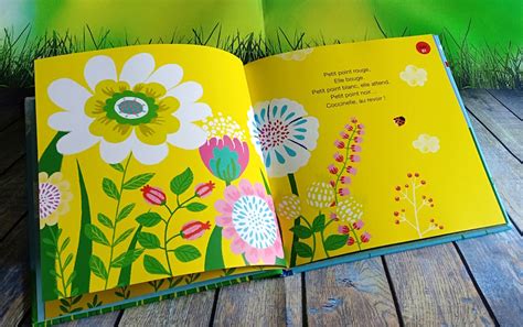 Comptines Pour Les Tout Petits Liyah Fr Livre Enfant Manga Shojo