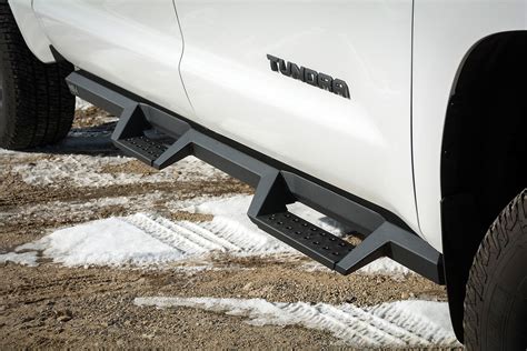 A Guide To Nerf Bars Vs Running Boards What S The Difference Car News