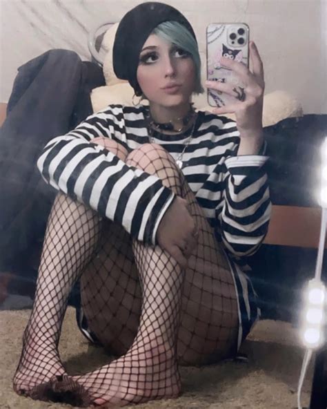 Evie Angel Nude Onlyfans Leaks Photos Thefappening