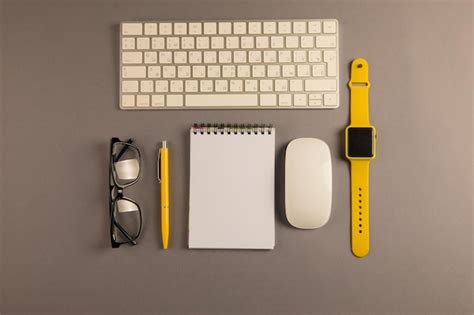 Premium Photo Keyboard Notepad And Clock