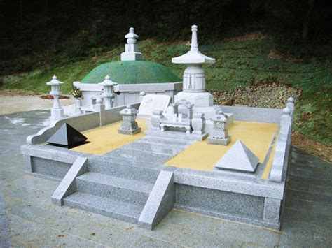 日本の墓法人供養塔倶利伽羅不動寺供養塔