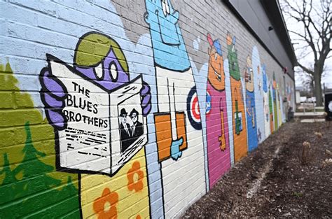 Chicago Murals Highwood Helps Bring Healing After Highland Park Parade