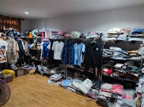 ยึดสินค้าละเมิดเครื่องหมายการค้า กว่า 5000 ชิ้น มูลค่า 5 ล้านบาท
