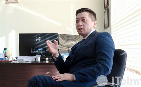 Б Цогтбаатар Их мөнгөтэй нь биш үнэ цэнийг бүтээж буй нь илүү баян юм