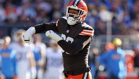 Browns Trade Zadarius Smith To The Lions For Draft Picks Their Only