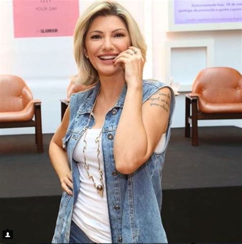 Flávia Alessandra responde acusação de Fontenelle e ela faz tréplica DOL