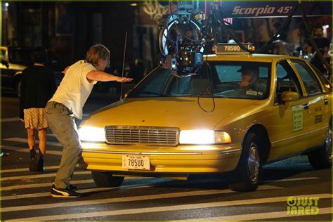 Austin Butler And Zoe Kravitz Film Late Night Scenes For New Movie