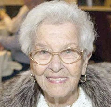 ¡muere Sobreviviente Del Holocausto