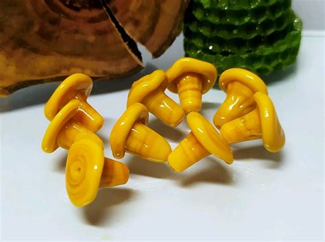 Бусины стеклянные Лэмпворк "лисички" Стекло lampwork на заказ в ...