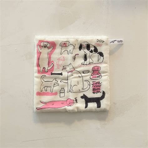 작은 강아지 손수건 늬은