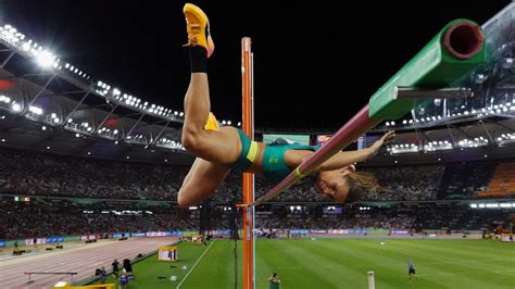Nina Kennedy Wins World Championship Gold In The Pole Vault Katie Moon