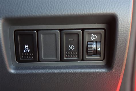 Used Suzuki Swift Hatchback 2010 2017 Review Parkers