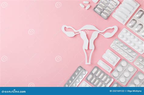 Supositórios Vaginais Comprimidos Aplicador E Absorvente Sanitário Em