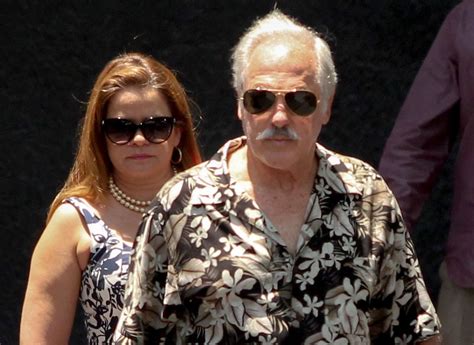 Margarita Viuda De Andrés García Estalla Contra Hijos Y Roberto