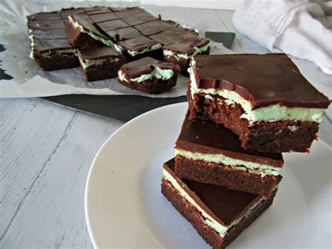 Best Frosted Mint Brownies Clean Fingers Laynie