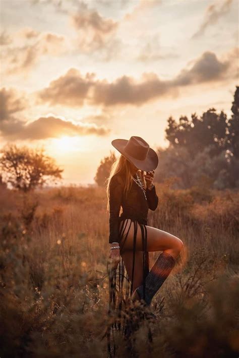 Pin By Tonya Dixon On My 40th Year Western Photography Western Photo