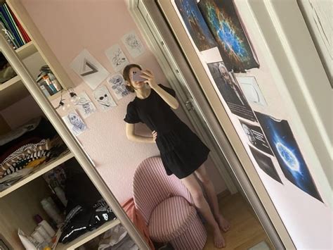 Which Outfit Should I Pick For My Exam R Outfits