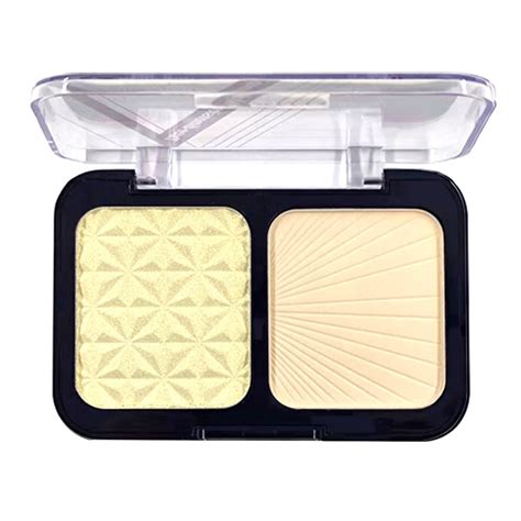 Sweat Proof Powder With Moisturizing Formula Long Lasting Coverage