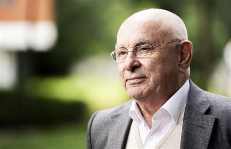 Ajax Leden Willen Dat Van Praag Excuses Aanbiedt Aan Kroes Om ‘karaktermoord Met Voorbedachten