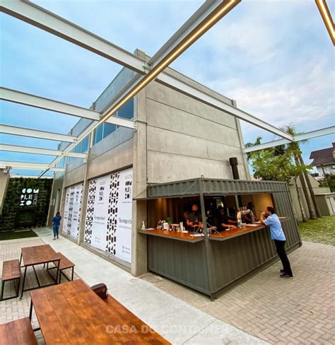 Bar Em Container