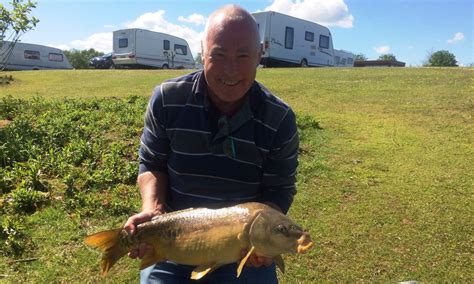 York Coarse Fishing Lake Lakeside
