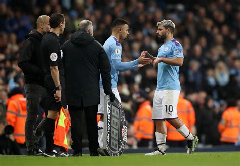 Se Lesionó El Kun Agüero Cuánto Tiempo Estará Fuera De Las Canchas