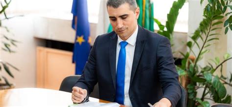 Родителите на деца до 3 годишна възраст подават заявления за Детска млечна кухня Pzdnes Днес