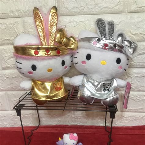 三麗鷗 Hello Kitty Kt Kitty 玉兔造型絨毛娃娃 玉兔娃娃 凱蒂貓 娃娃 玩偶 吊飾娃娃 掛飾玩偶 蝦皮購物