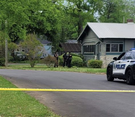 Man Shot Dead In Southwest Birmingham Neighborhood After Argument At