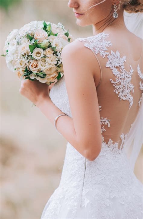How To Throw A Wedding With A 3000 Budget ~ Oh My Veil